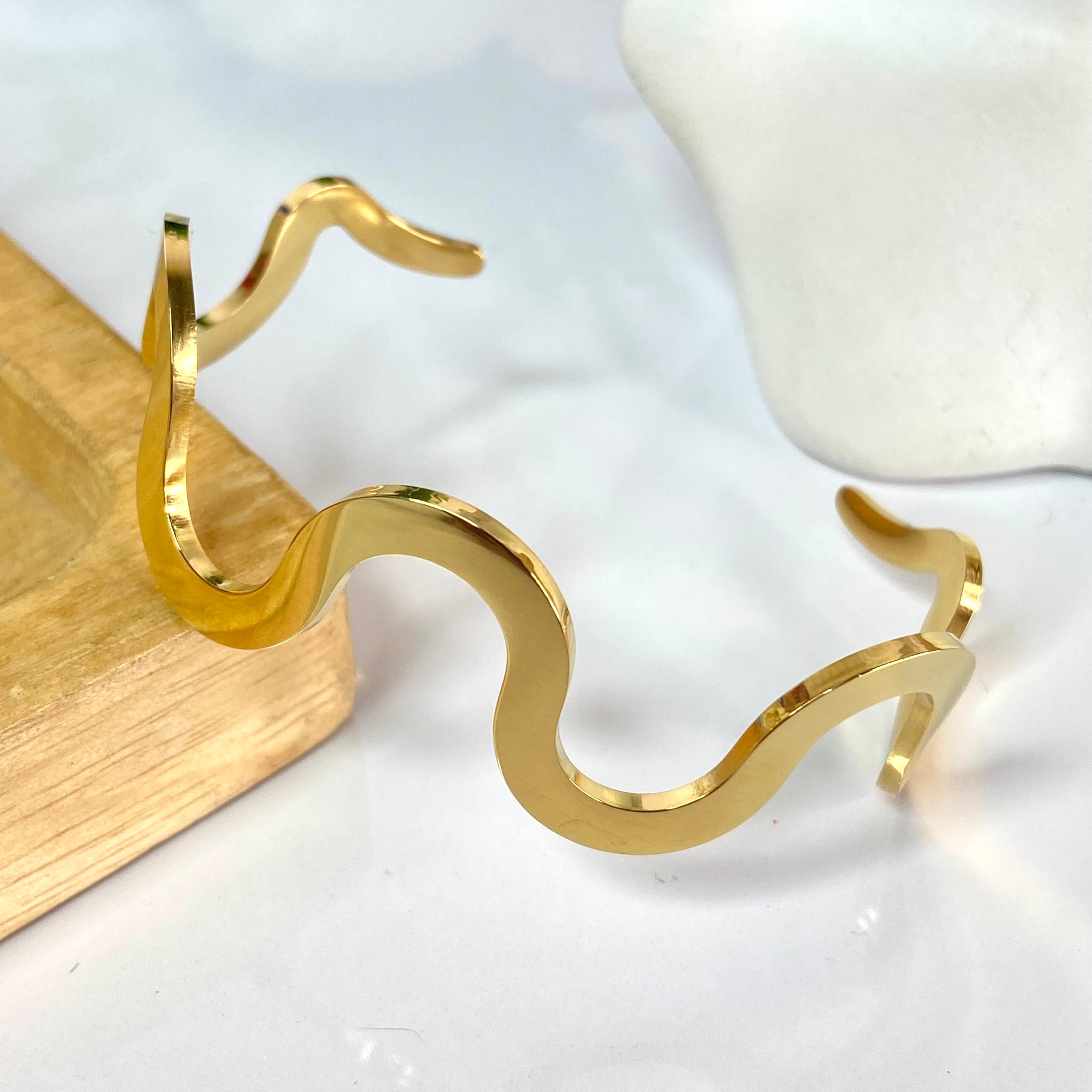 Wavy Adjustable Bracelet | Anti-Tarnish 18K Bracelets | LAVENDER OFFICIAL – Lavender Official