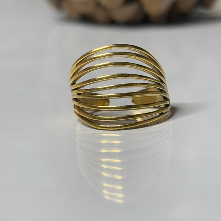 Flutter Ring | Premium Anti Tarnish 18k Rings | LAVENDER OFFICIAL – Lavender Official